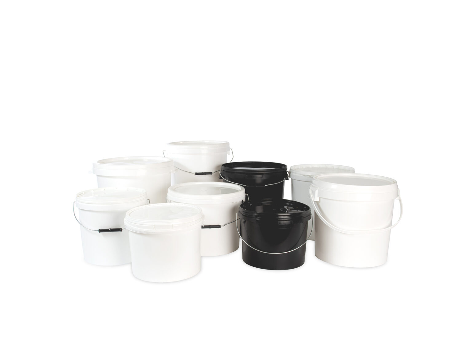 Buckets in all shapes and sizes as ideal packaging I Moens Packaging